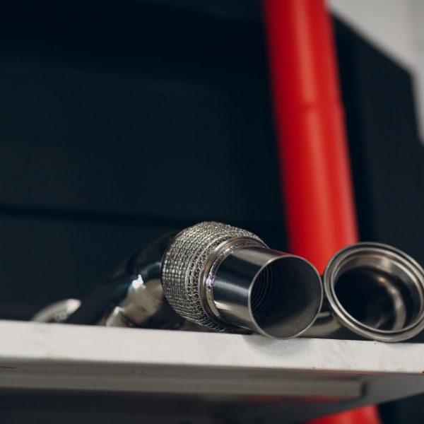 10 Materials that are Used in Car Manufacturing | Bor USA